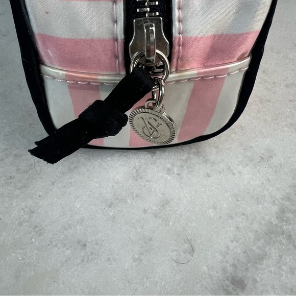 Victoria's Secret | Bags | Victorias Secret Classic Pink Striped Make ...